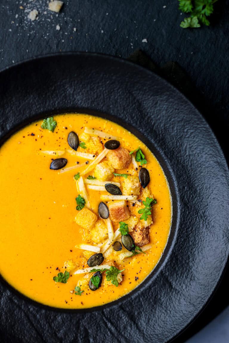 Süßkartoffel-Apfel-Suppe: Einfaches Thermomix®-Rezept